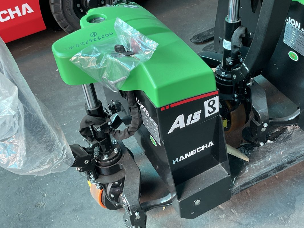Xe nâng tay điện 1.5 tấn Hangcha model CBD15-A3MC1-i